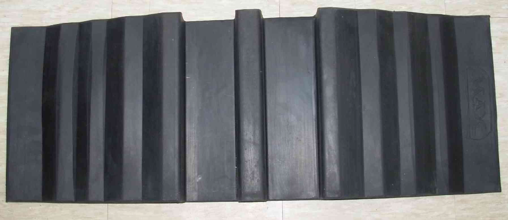 RB Hose Ramps Suitable for Delivery Hose | SAFEWORLD